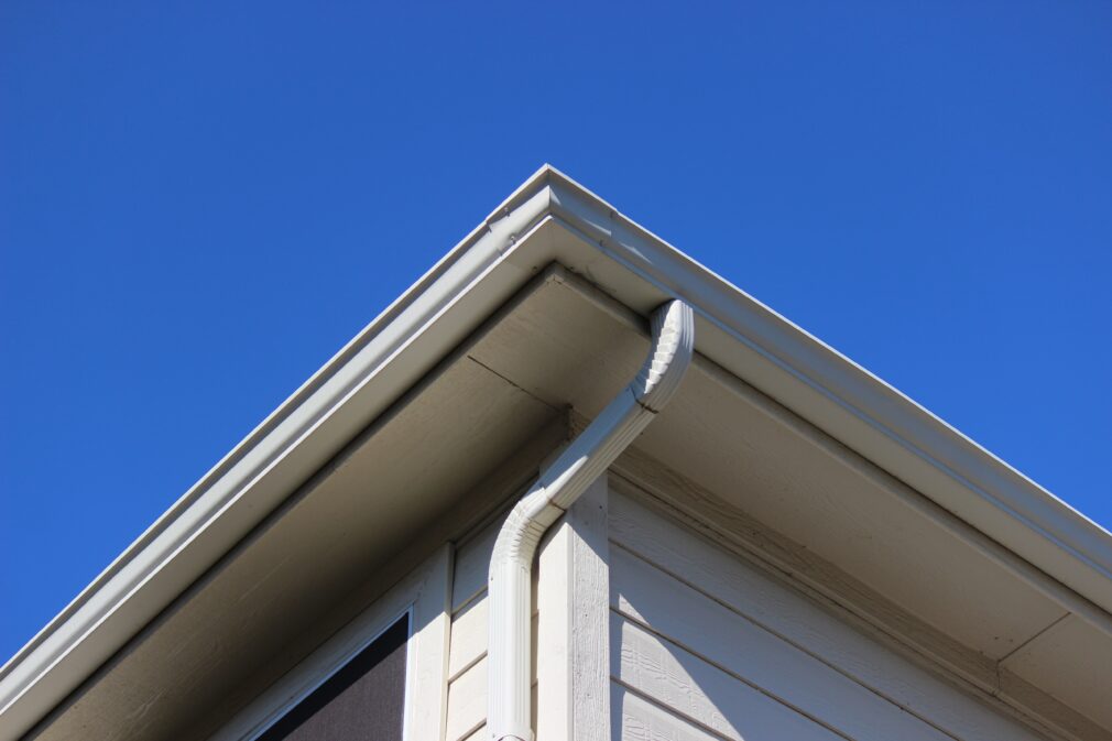 Pros & Cons of Gutter Styles - J&L Building Materials, Inc.